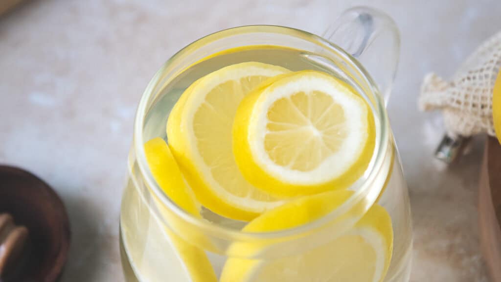 How to Make Hot Lemon Water | Beet of the Wild
